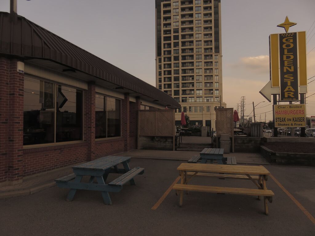 " Golden Star Drive-in, Yonge & Steeles, Thornhill " - Really tasty ...