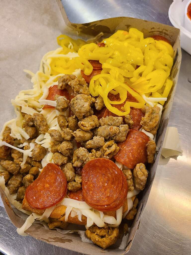 Beto's Pizza in Pittsburgh, or "Ohio Valley-Style Pizza is Weird ...