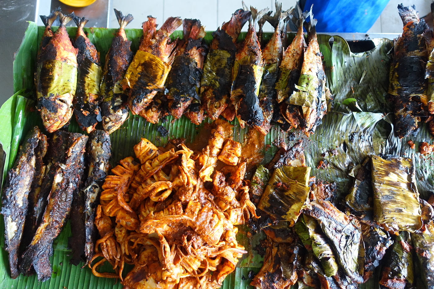[Kuala Lumpur] Malay-style grilled fish at Gerai Seri Menanti (Ikan ...