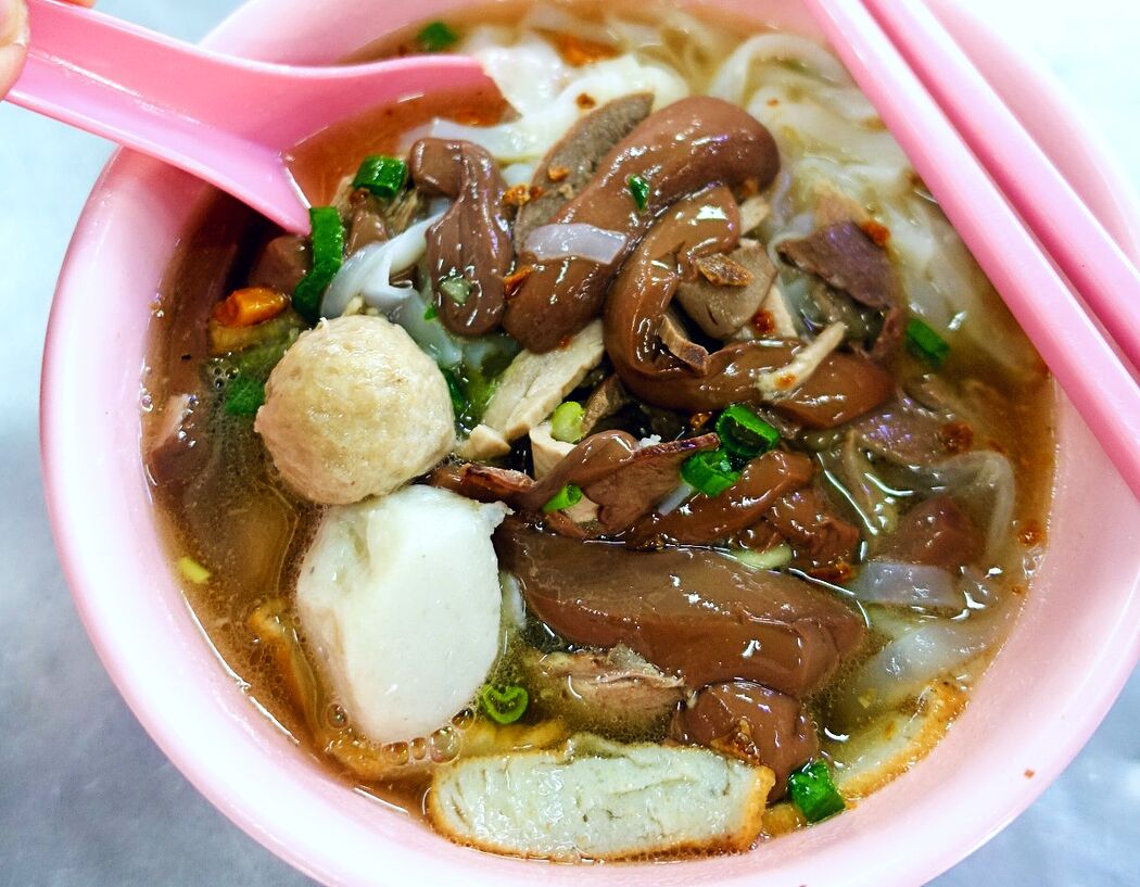 [Penang] Duck-meat "koay teow th'ng" from Lum Lai, Cecil Street Market ...