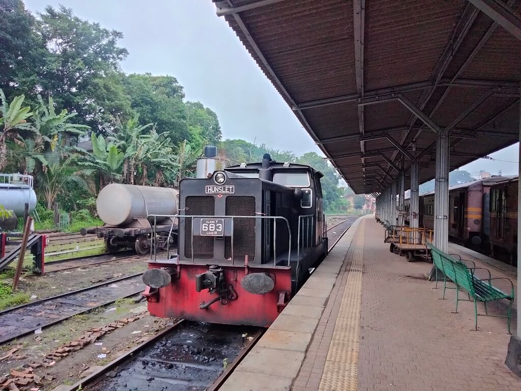 Locomotive engine - Not About Food - Hungry Onion