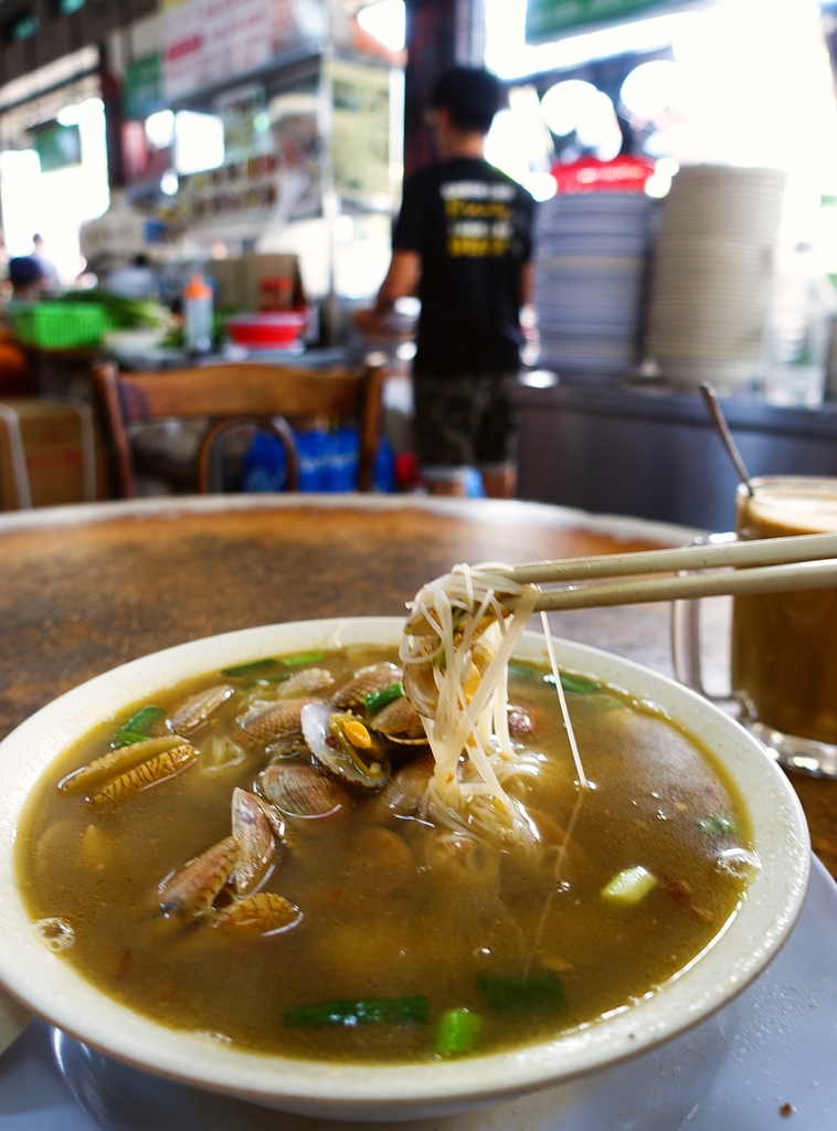 [Kuala Lumpur] "Lala Bee Hoon Soup" at Lai Foong Coffeeshop - Asia ...