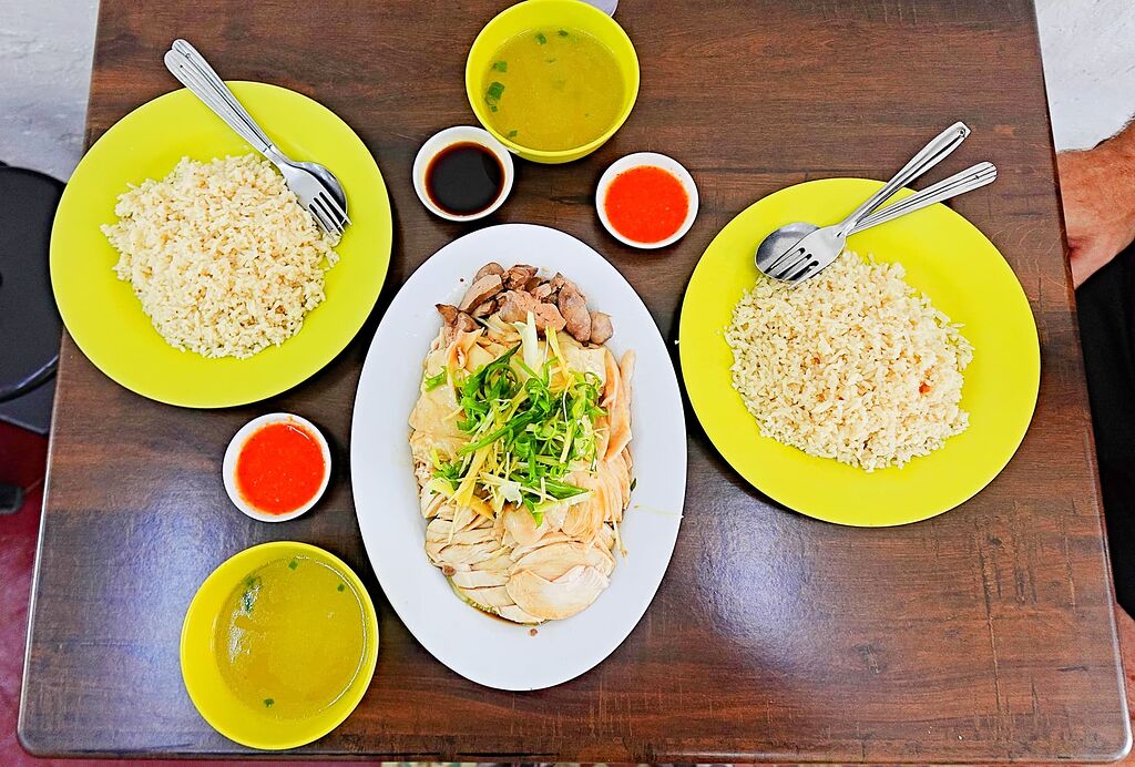 [Penang] Heng's Sri Bahari Hainan Chicken Rice - Asia Pacific - Hungry ...