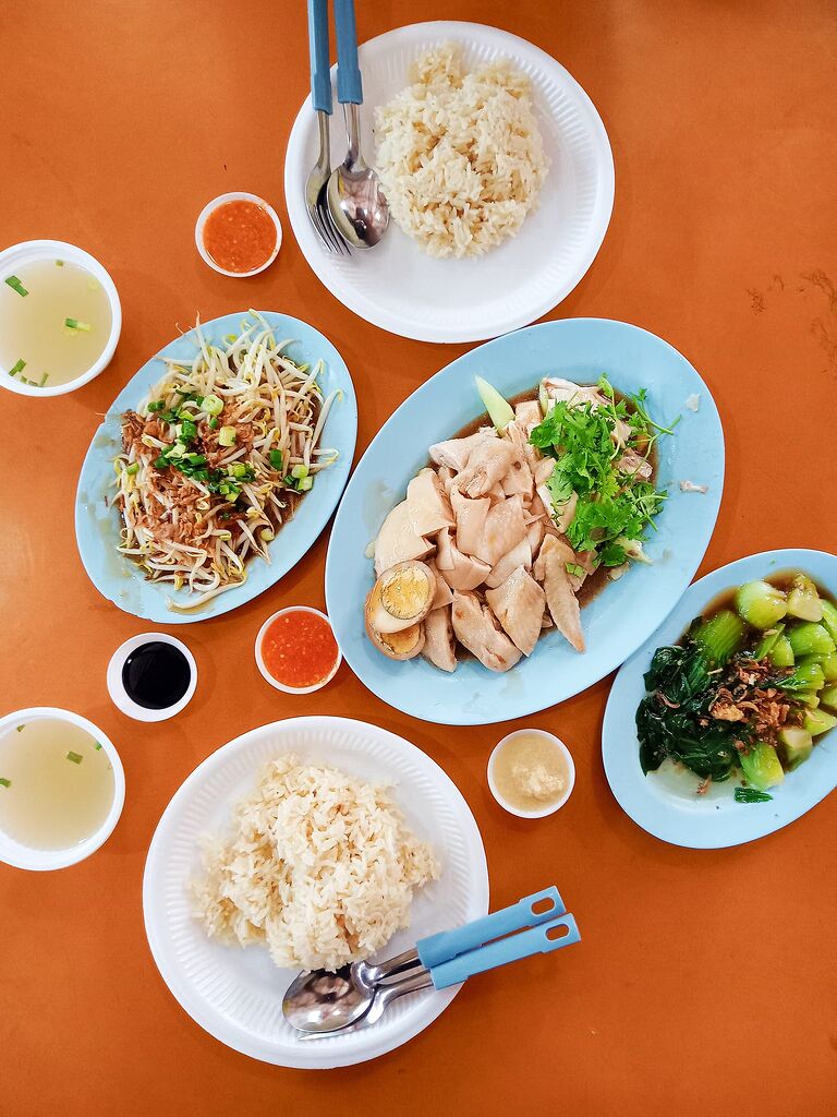 [Singapore] Lunch at Ah Tai Hainanese Chicken Rice, Maxwell Food Centre ...