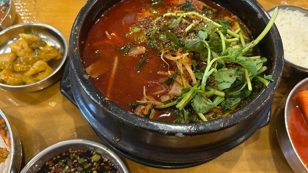 Gom Tang E in Centreville - Goat! - DC, Mid-Atlantic - Hungry Onion