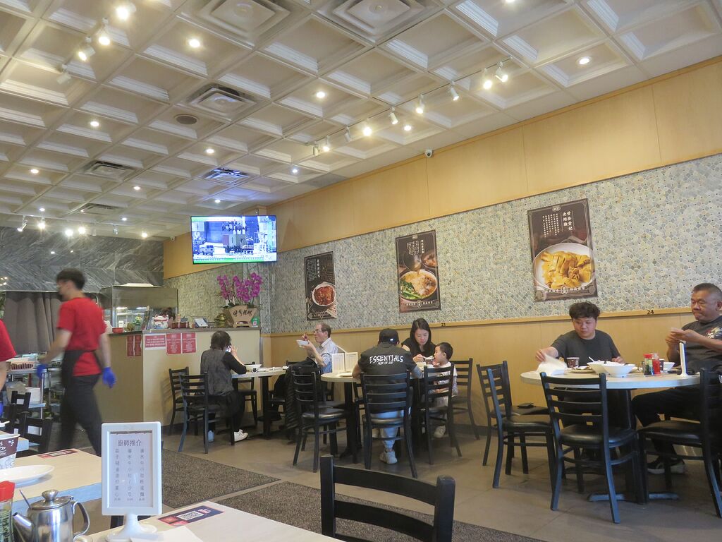 HING'S KITCHEN, Major Mac/Woodbine, Markham "** - Minor letdown brought ...