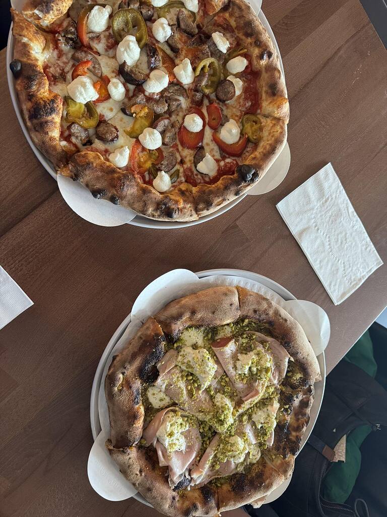 La Fiamma Pizza, excellent wood-fired pizza [Hampstead, NH] - Boston ...