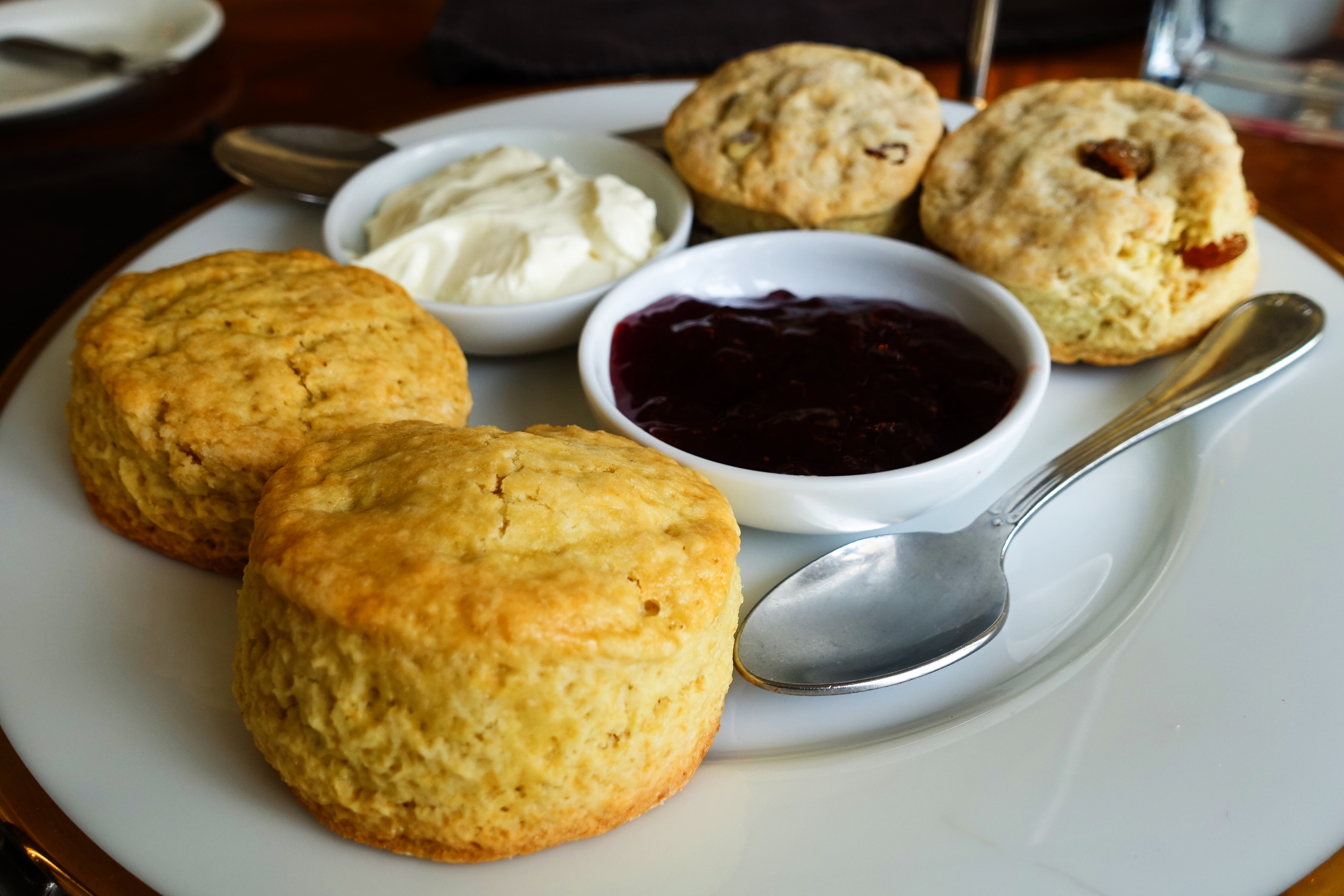 [Colombo, Sri Lanka] English afternoon tea at the Governor's Restaurant ...