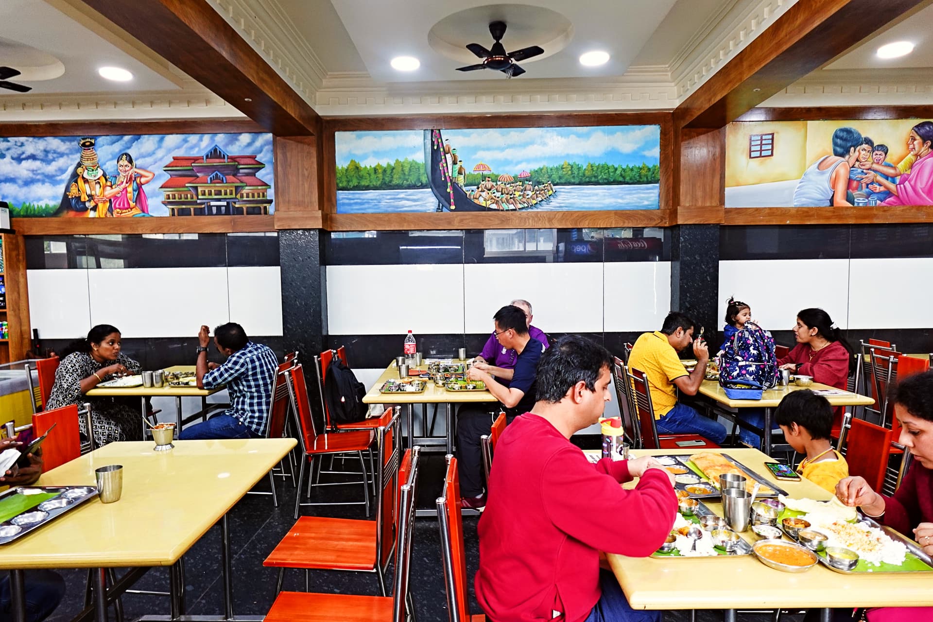 [Munnar, India] Vegetarian thali lunch set at Saravana Bhavan - Asia ...